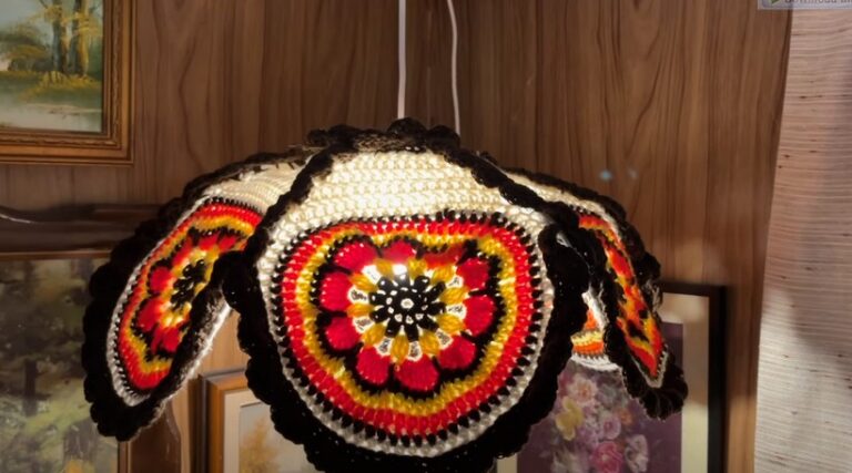 11 Free Crochet Lamp Shades Patterns For Bedroom Decoration - Red Agape ...