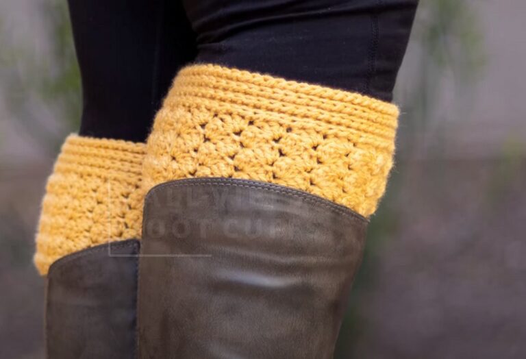 11 Easiest Crochet Boot Cuffs Patterns For All Skill Levels!